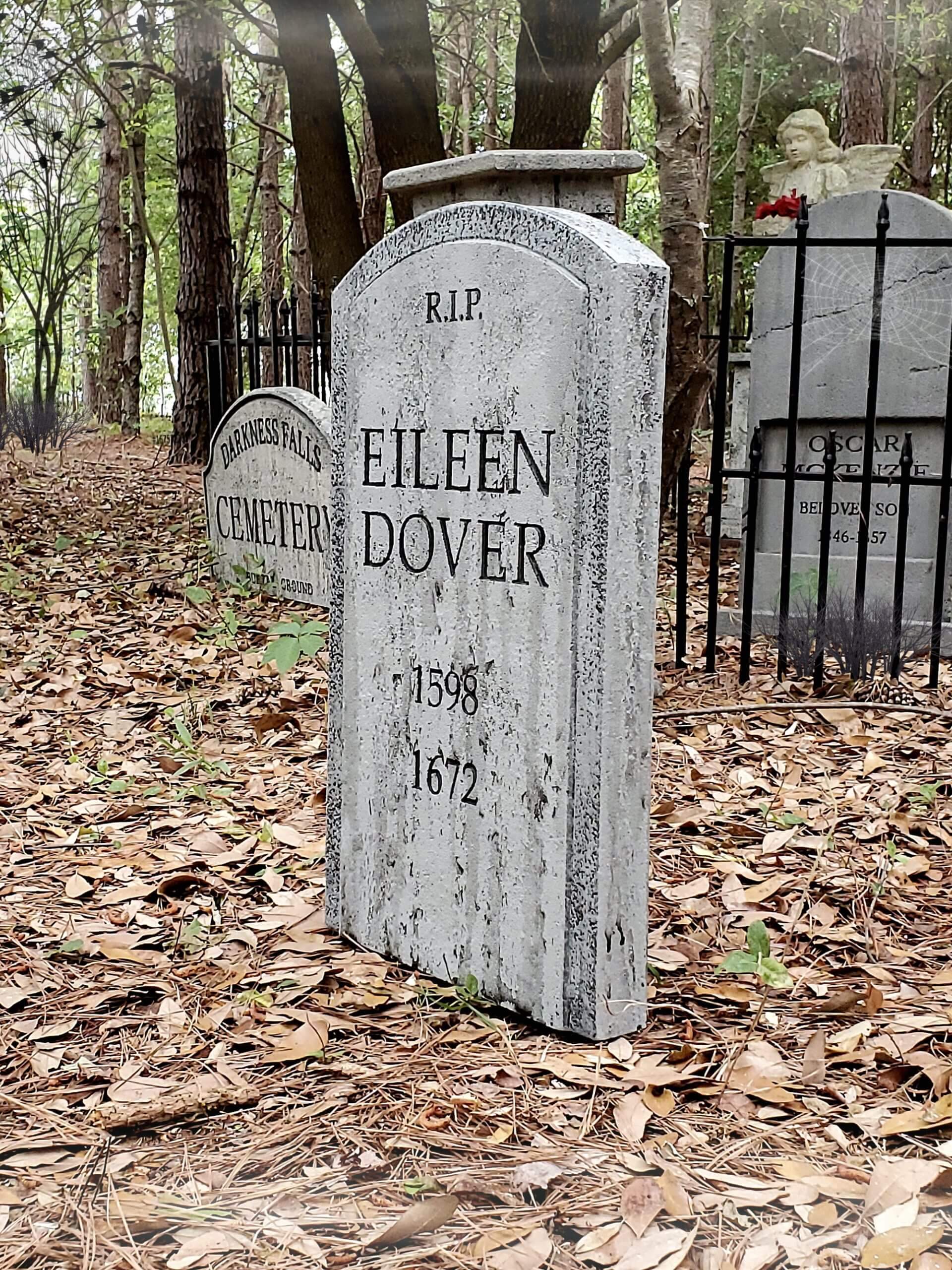 Customer Gallery | Halloween Cemetery by Evil Soul Studios