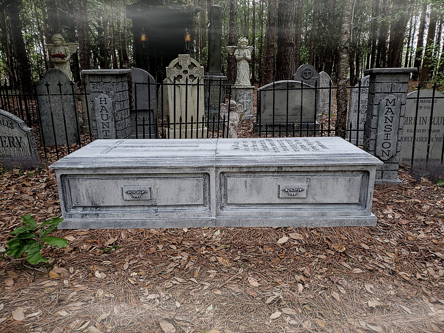 Evil Soul Studios Life Size Coffin Crypt with Cross Halloween Prop ...