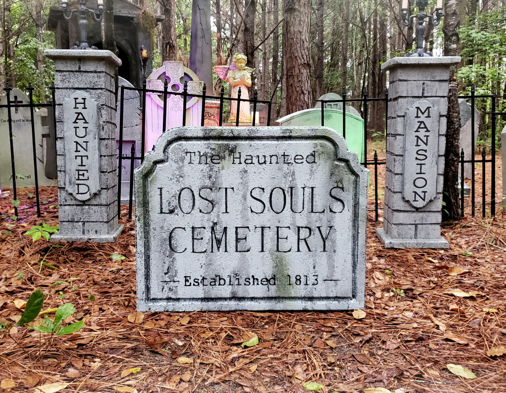 Evil Soul Studios The Haunted Lost Souls 2-Sided Cemetery Sign ...