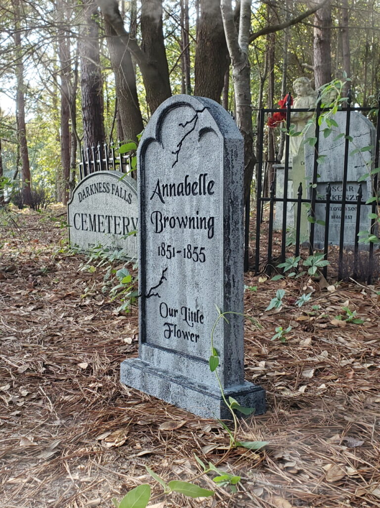 Evil Soul Studios Sweet Annabelle Cemetery Tombstone and Coffin Crypt ...